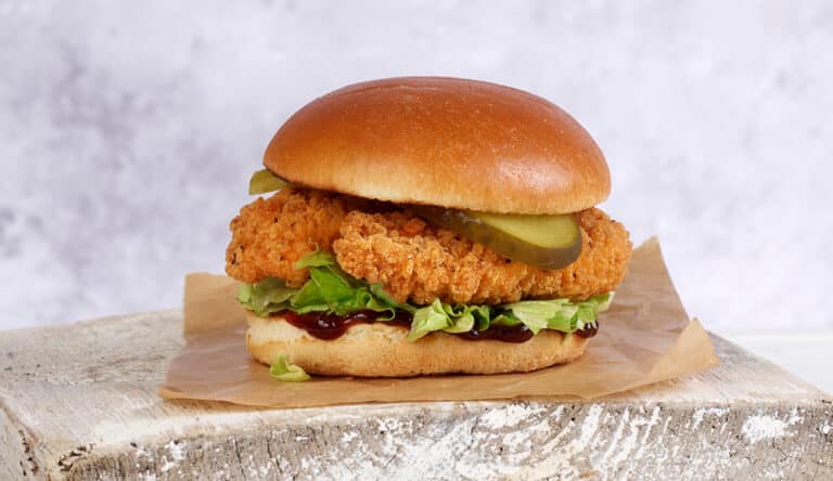 NEW Crunchy chicken strip burger - J D Wetherspoon